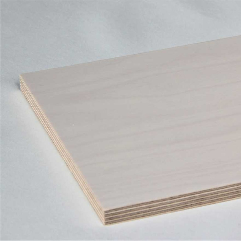 Finér plate Bjørk A/B Hvit lakk – Nordic Roots